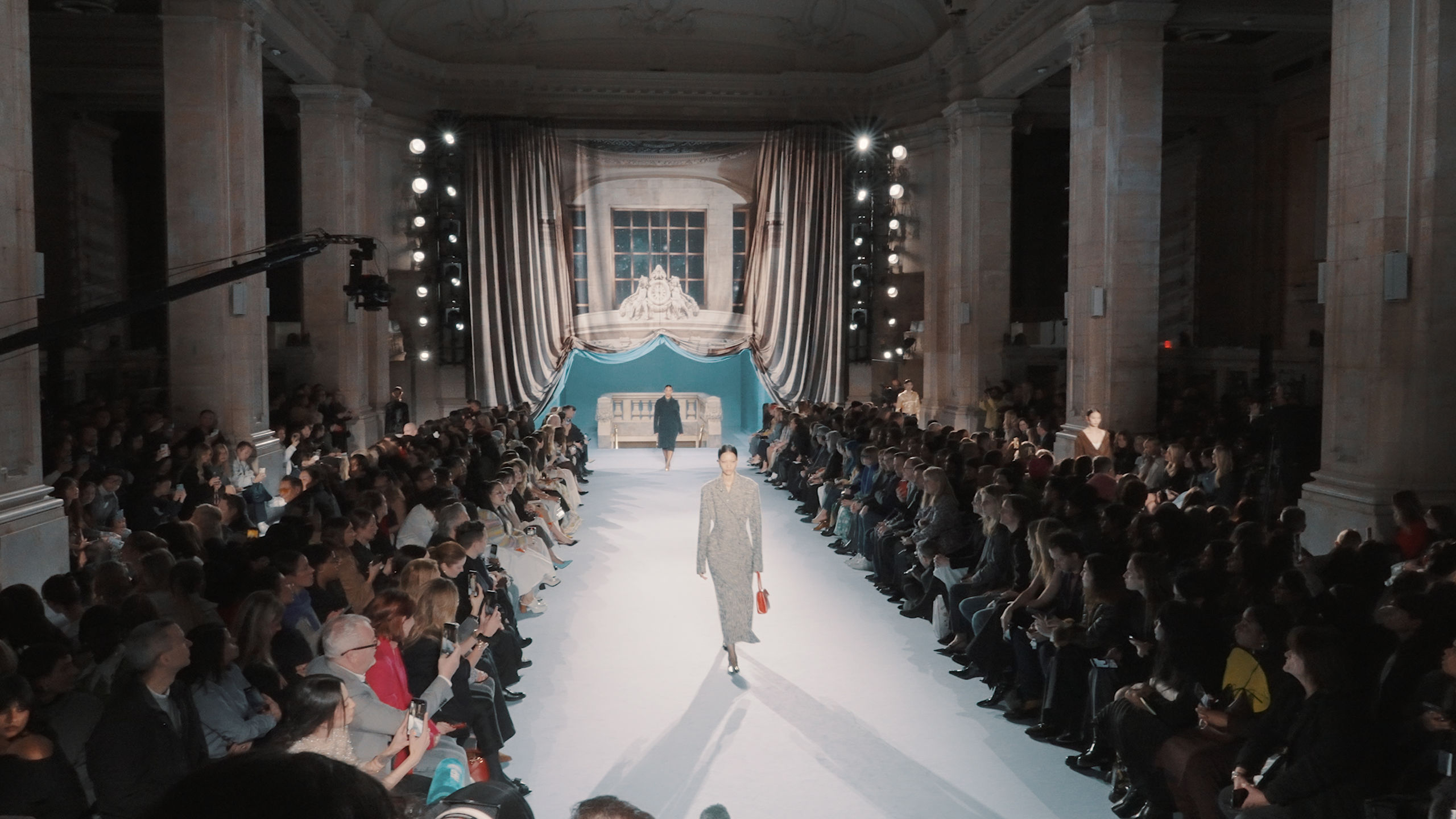 TORY BURCH - Superbien